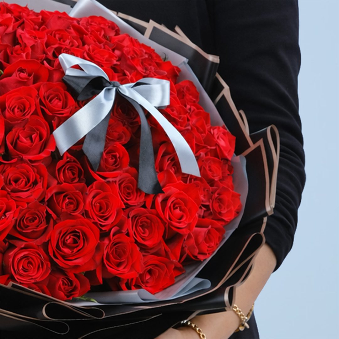 100 Roses Bouquet - Red | Free Same Day Delivery across UAE
