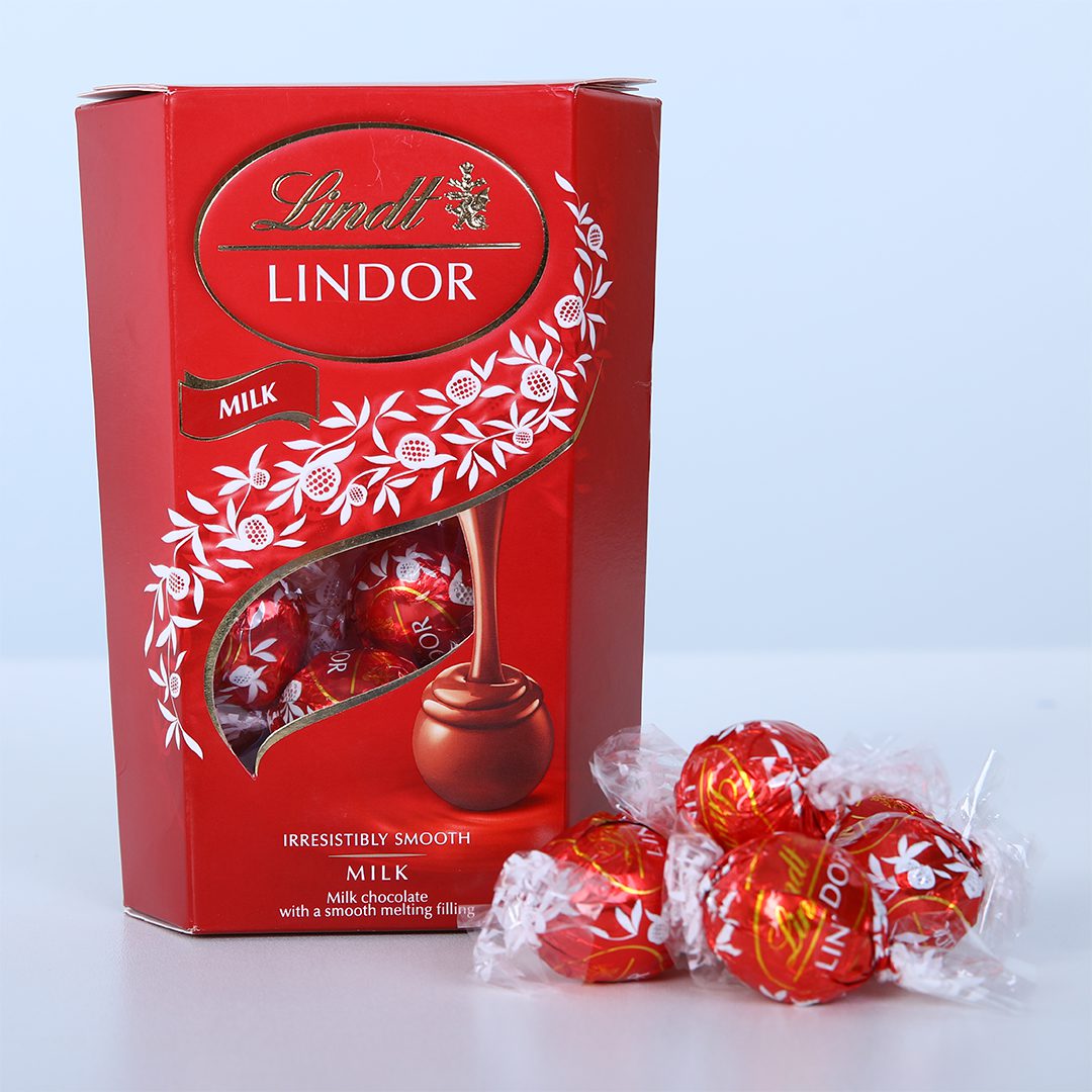 Lindor Milk Chocolate 200g | Chocolates Online