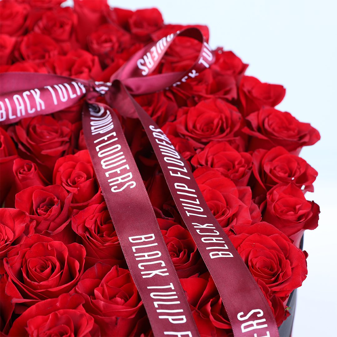 100 Red Roses Valentine Box | Luxury Romantic Flower Gift